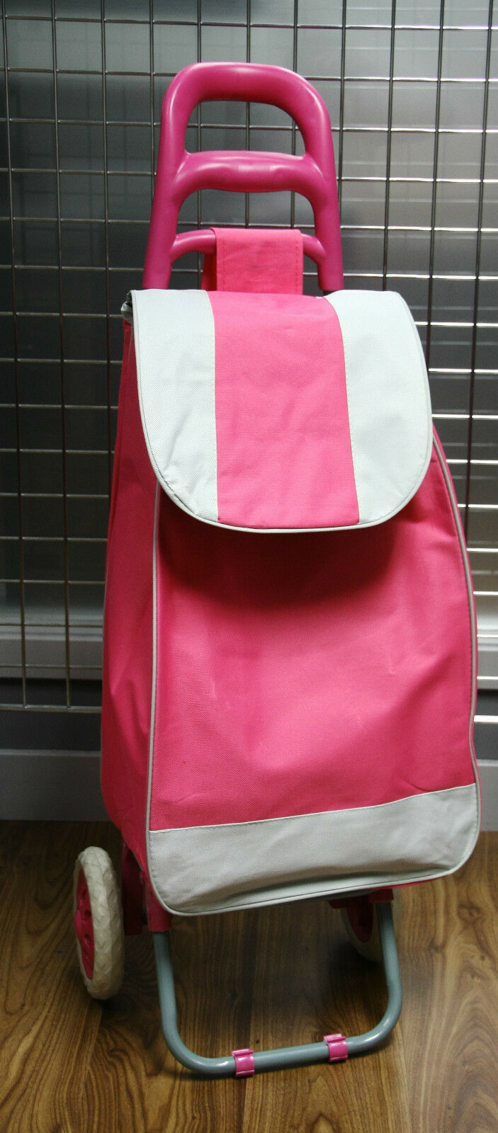 2 Wheel Shopping Trolley - Pink – HamptonandStewart